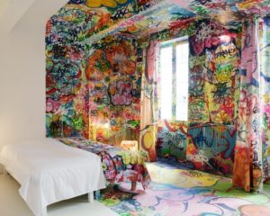 Essential Trend: Graffiti in Interior Design | L'Essenziale