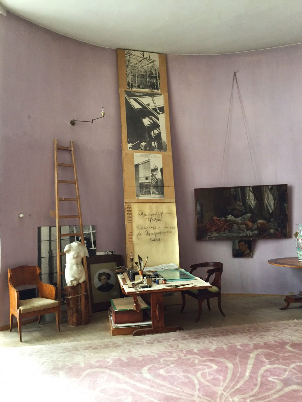 Visit to Melnikov House - Russian Avante-Garde Architecture