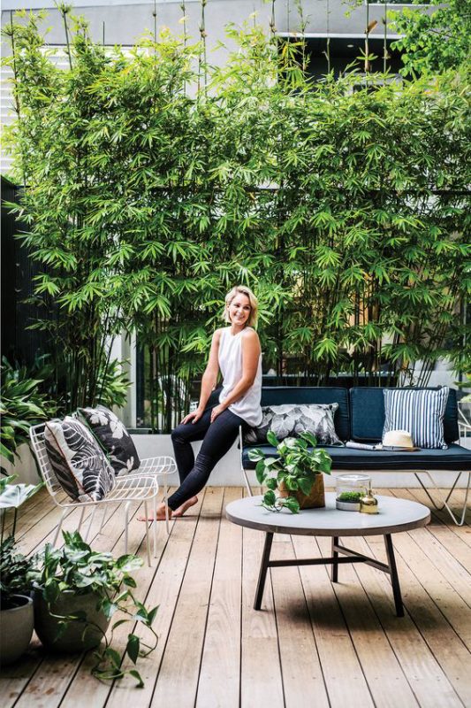 6 Ideas for Creating an Inviting Courtyard - L' Essenziale
