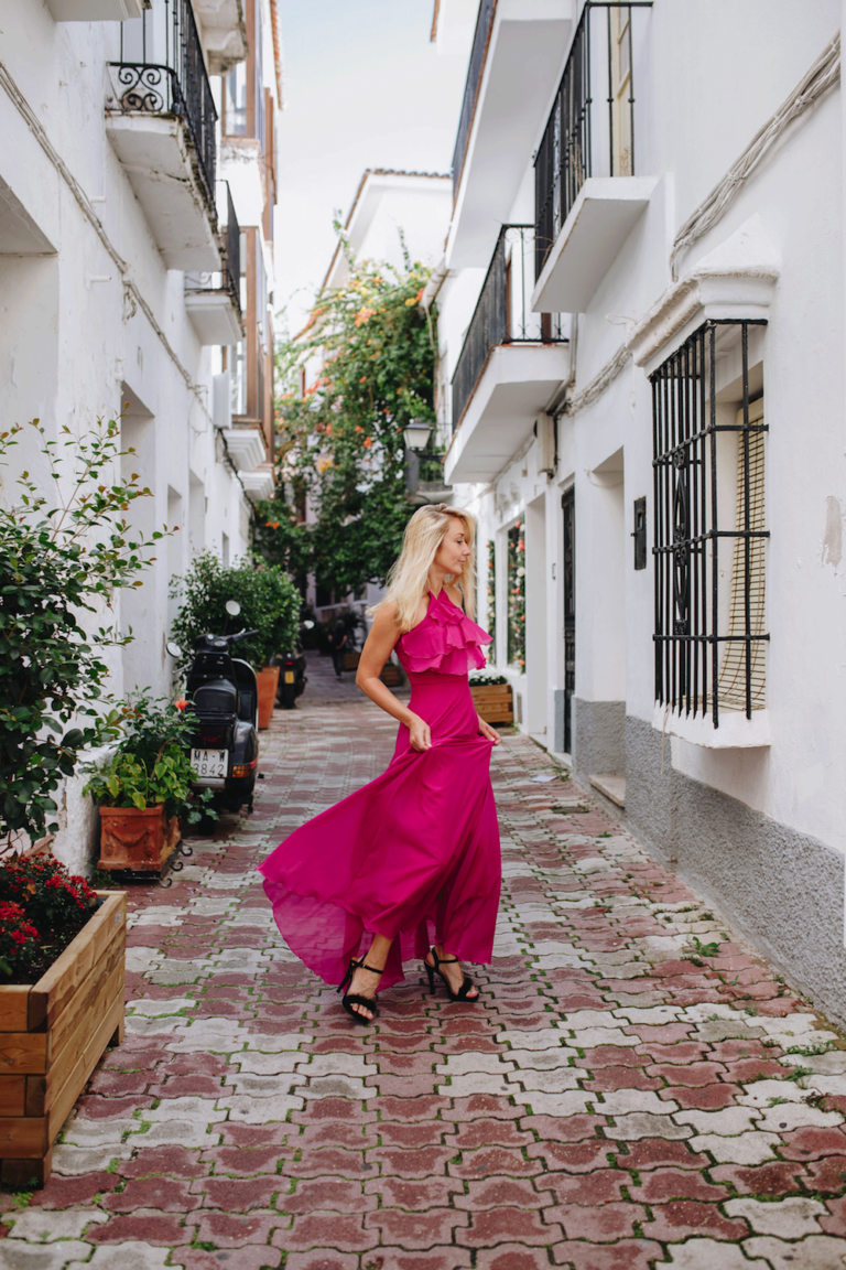 Autumn Looks With Mia Atelier and Cool Places in Marbella, Spain | L ...