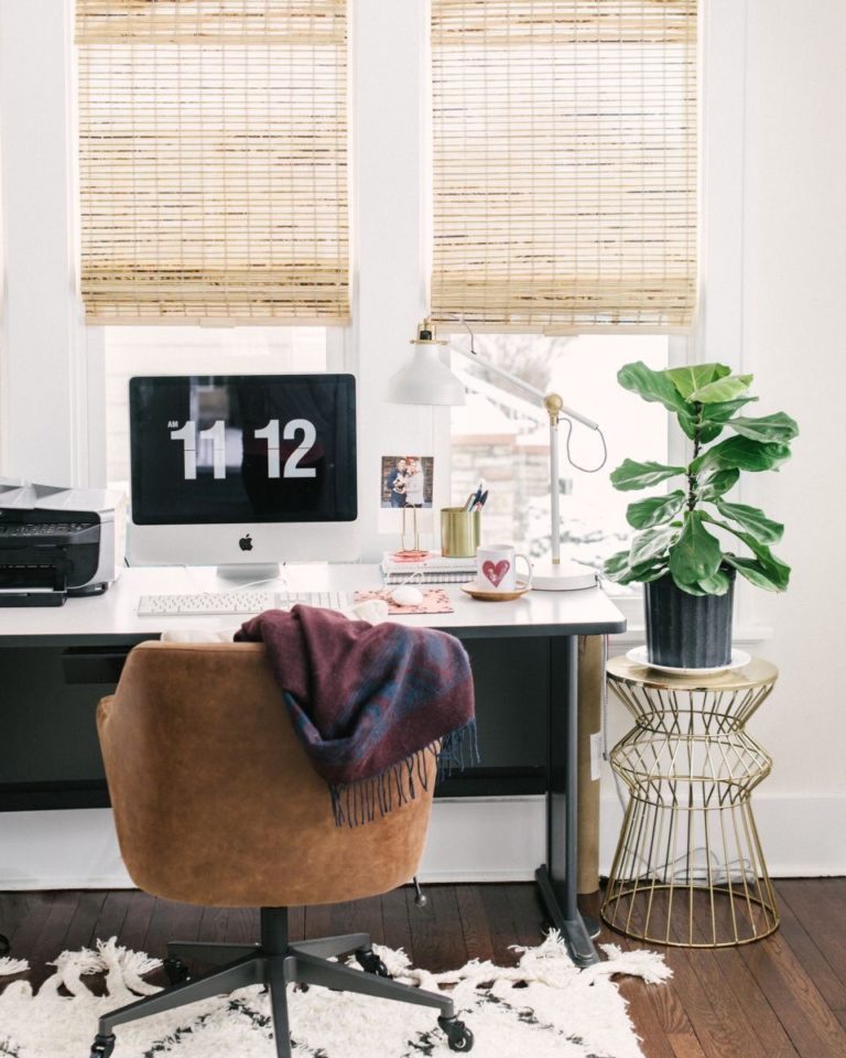 How to Add Colors To Your Work-From-Home Space? | L'Essenziale