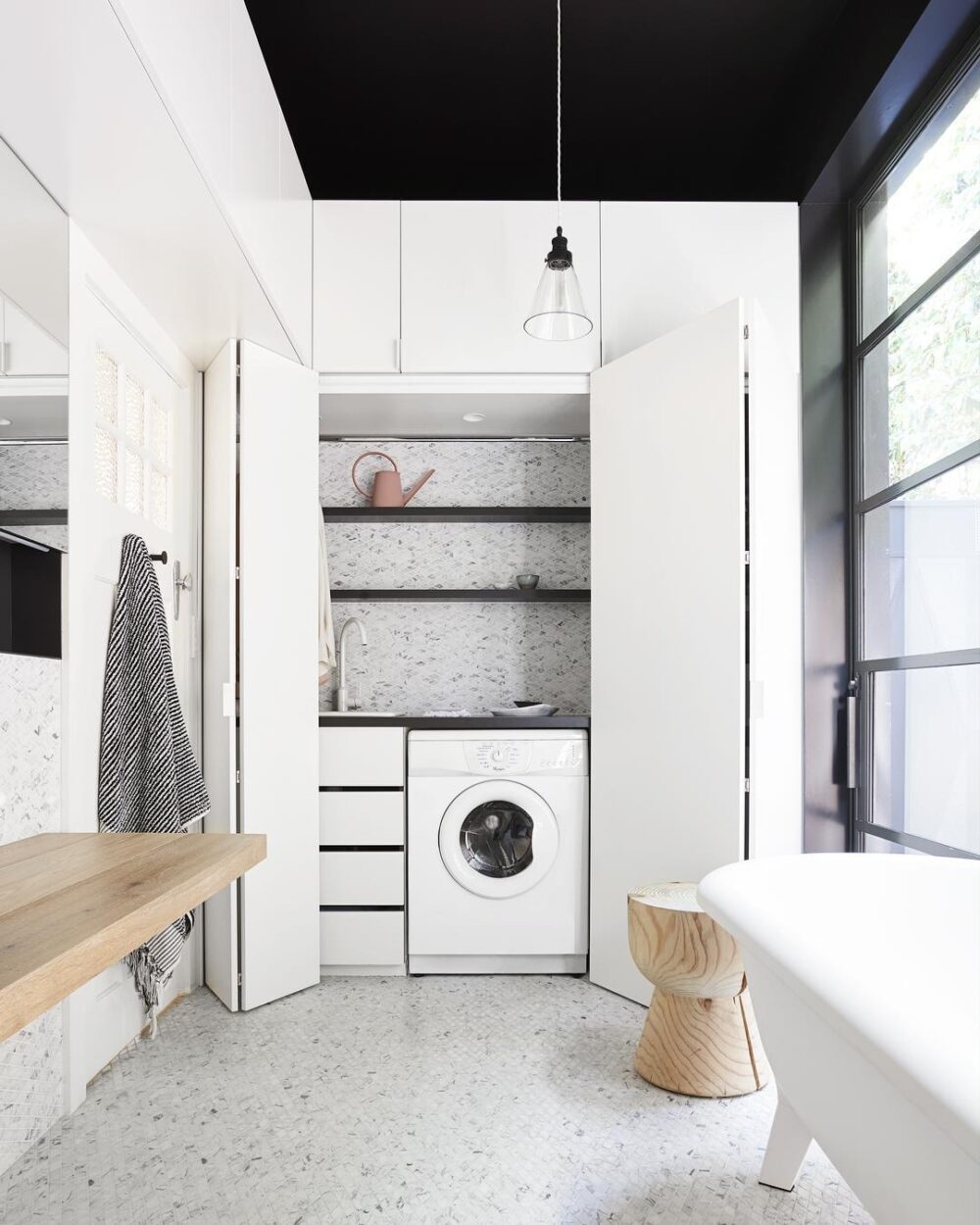 Seven Design Ideas to Keep Your Home Tidy | L'Essenziale