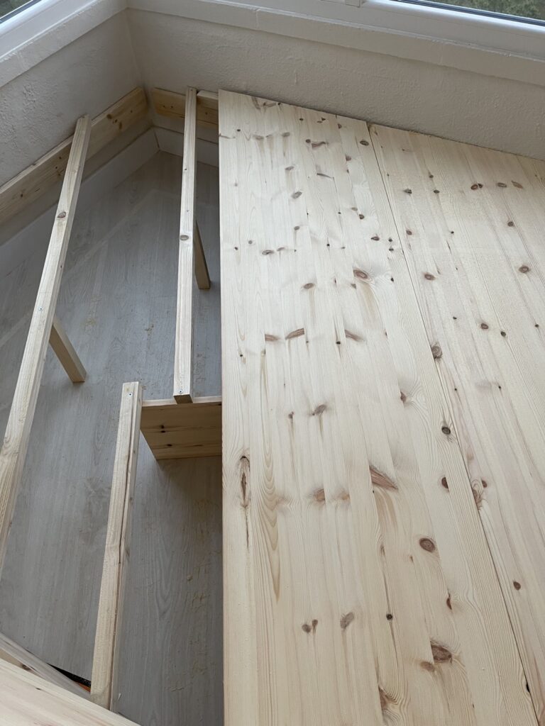How To Build a Custom Size Podium Bed | L'Essenziale