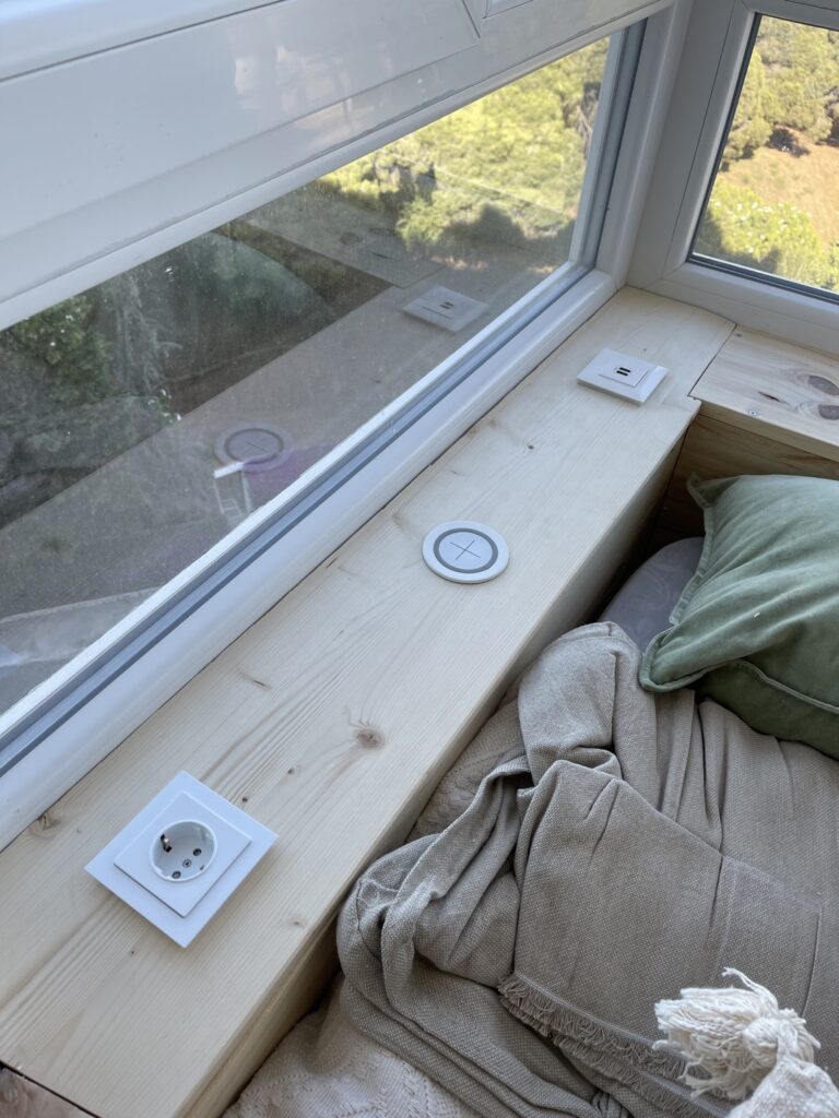 How To Build a Custom Size Podium Bed | L'Essenziale