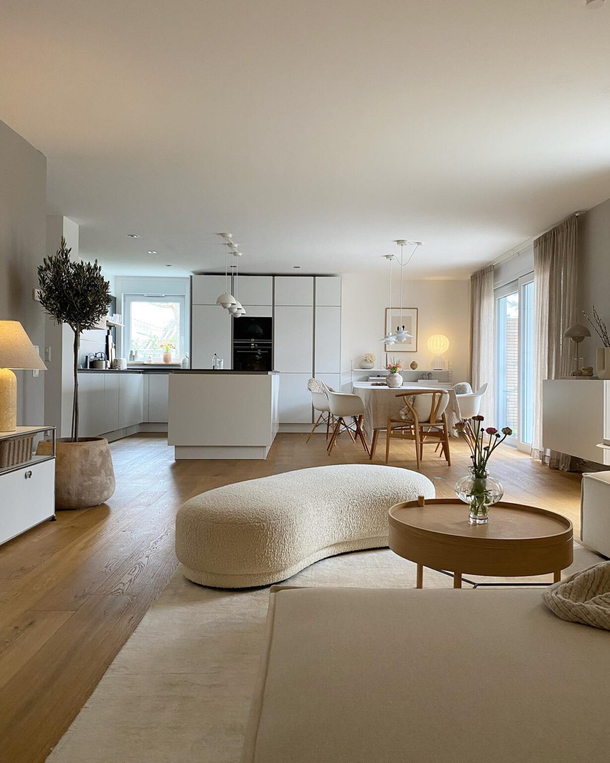 3 Tips for Making Your Living Room a Multipurpose Space | L'Essenziale